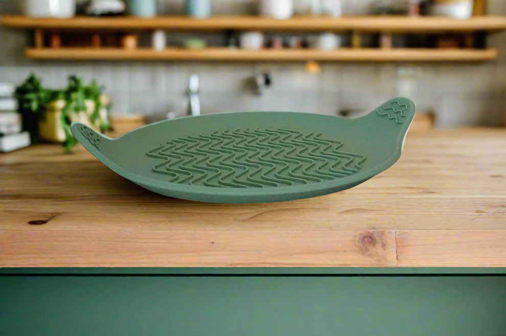Plate Cozy™ – Food-Grade Silicone Microwave Bowl Holder | Bias Designs